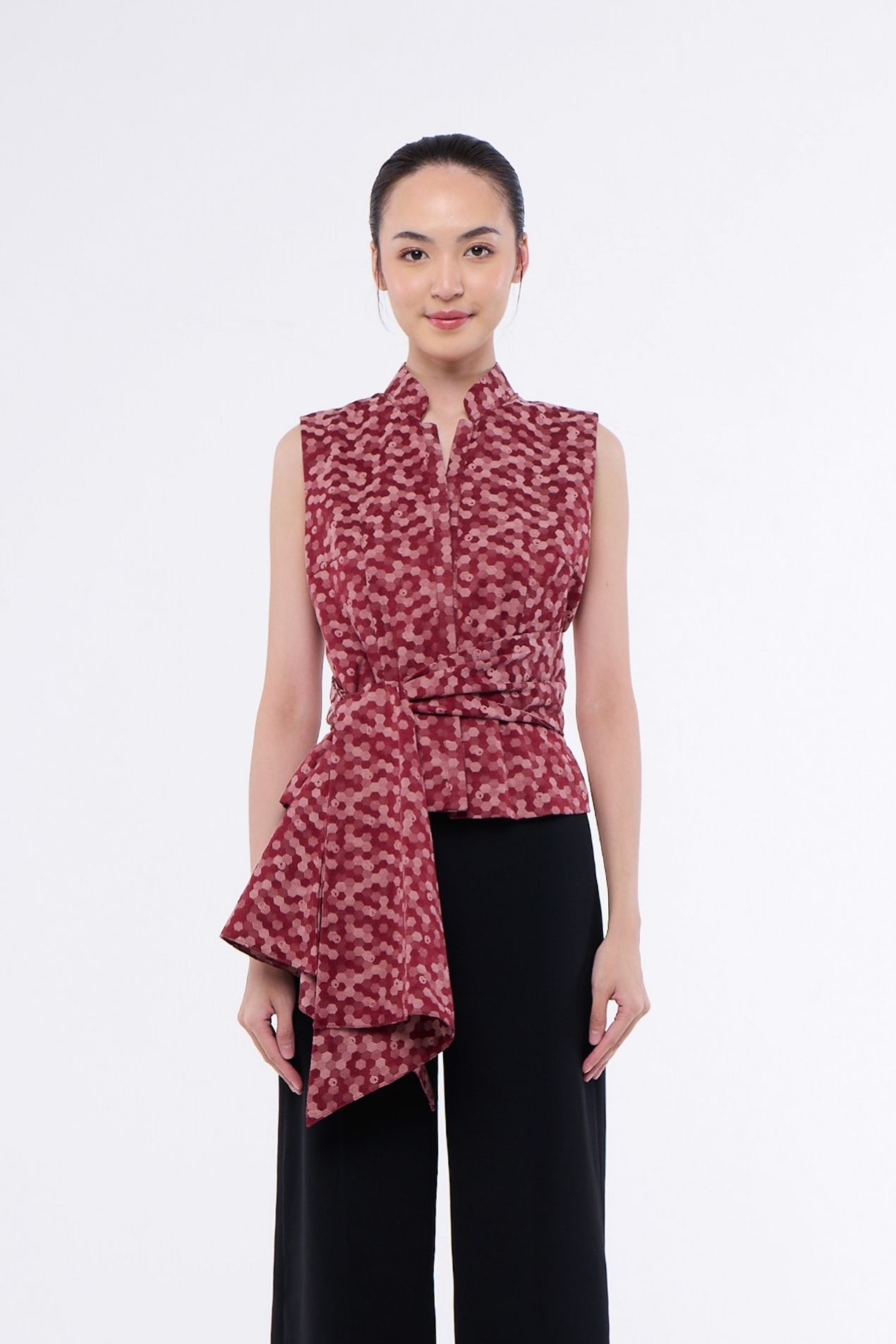 Red Saina Jacquard Top | Oemah Etnik