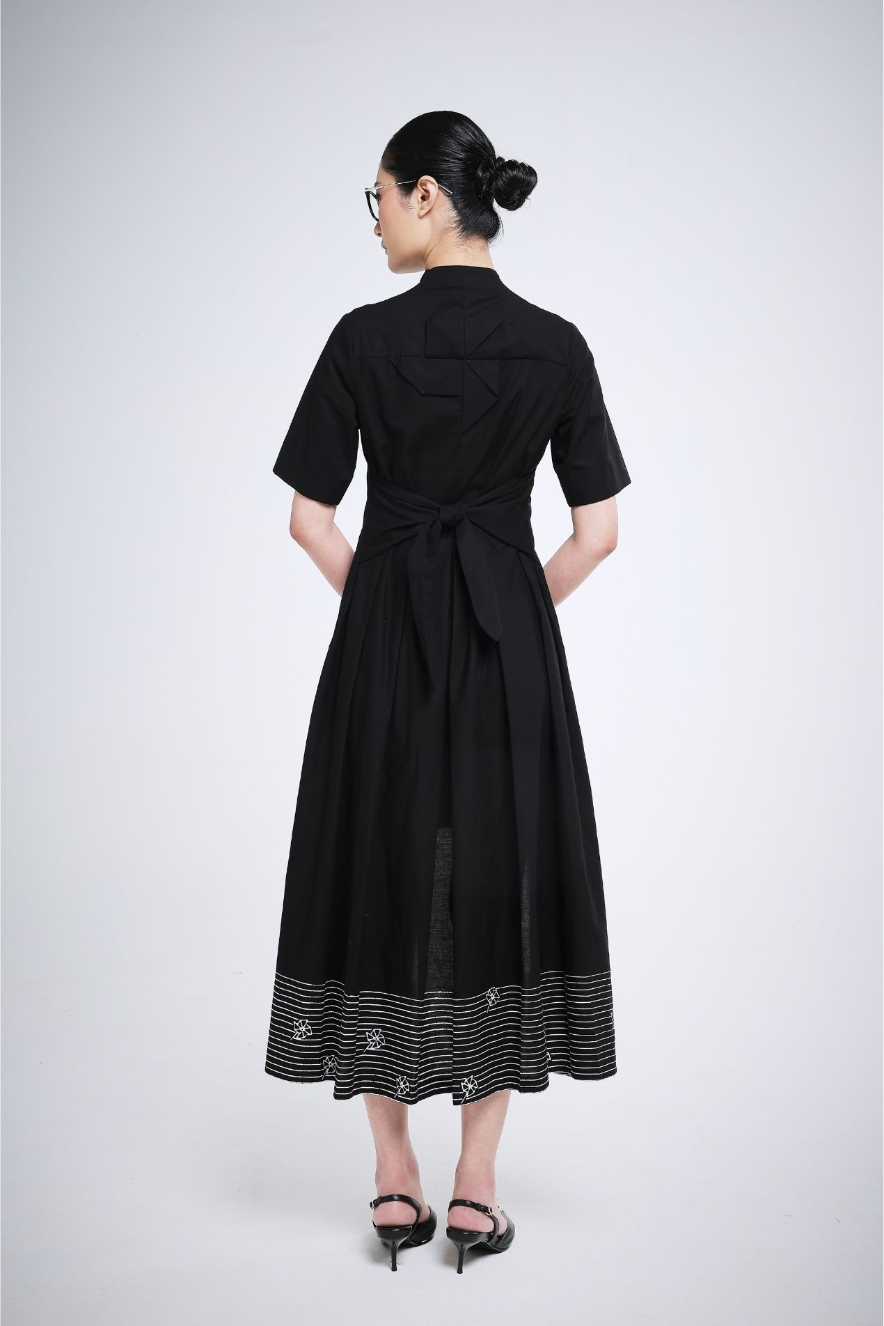 Black White Hapu Batik Katun Dress | Oemah Etnik