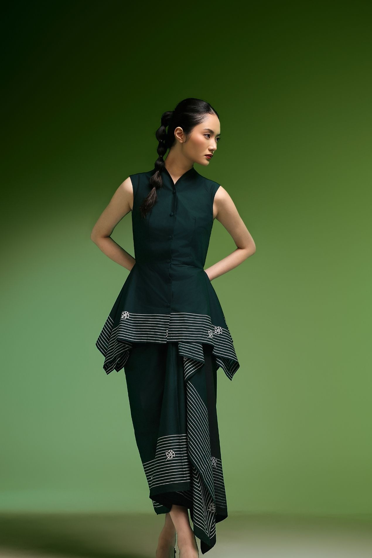 Green White Salingka Batik Katun Top | Oemah Etnik