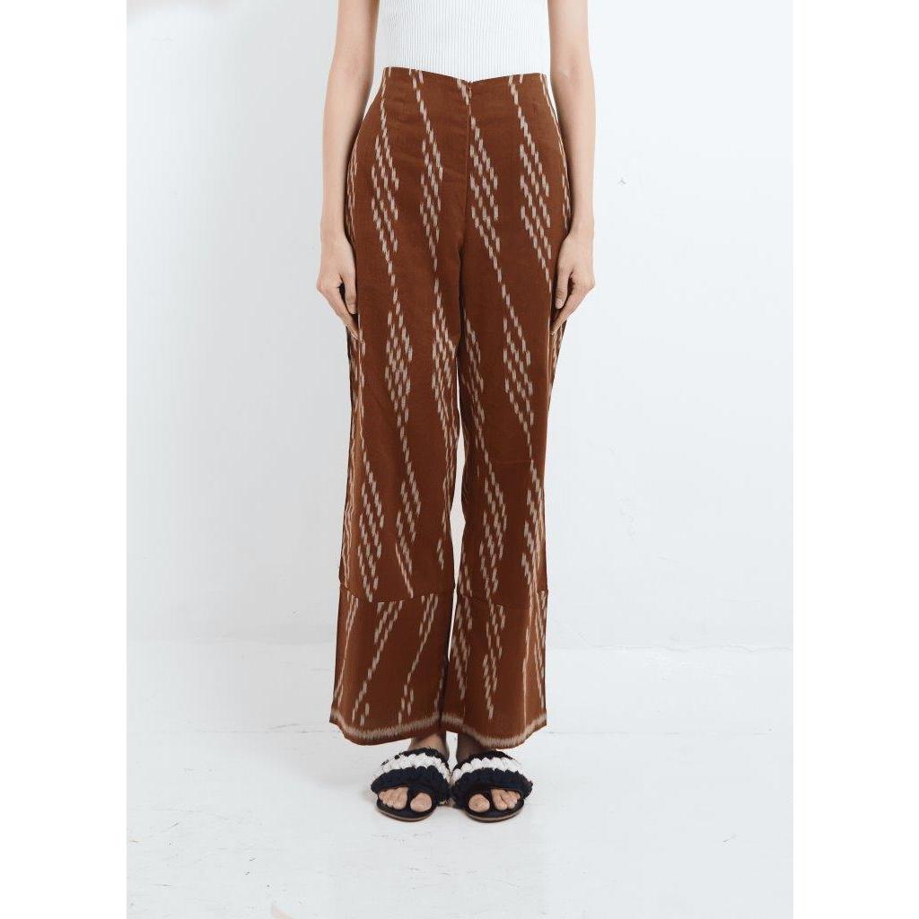Brown Clay Tenun Pants | Oemah Etnik