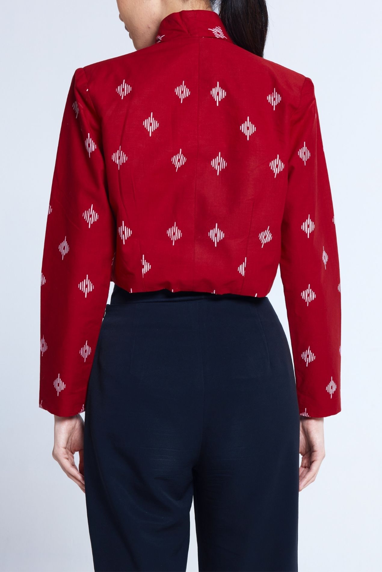 Red Yuan Batik Blazer | Oemah Etnik